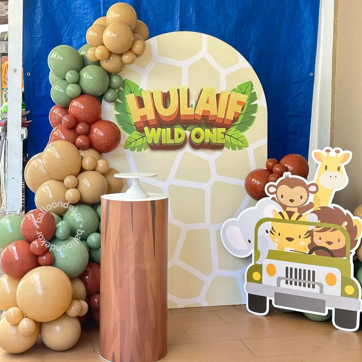 Animal World Kids Birthday Decor